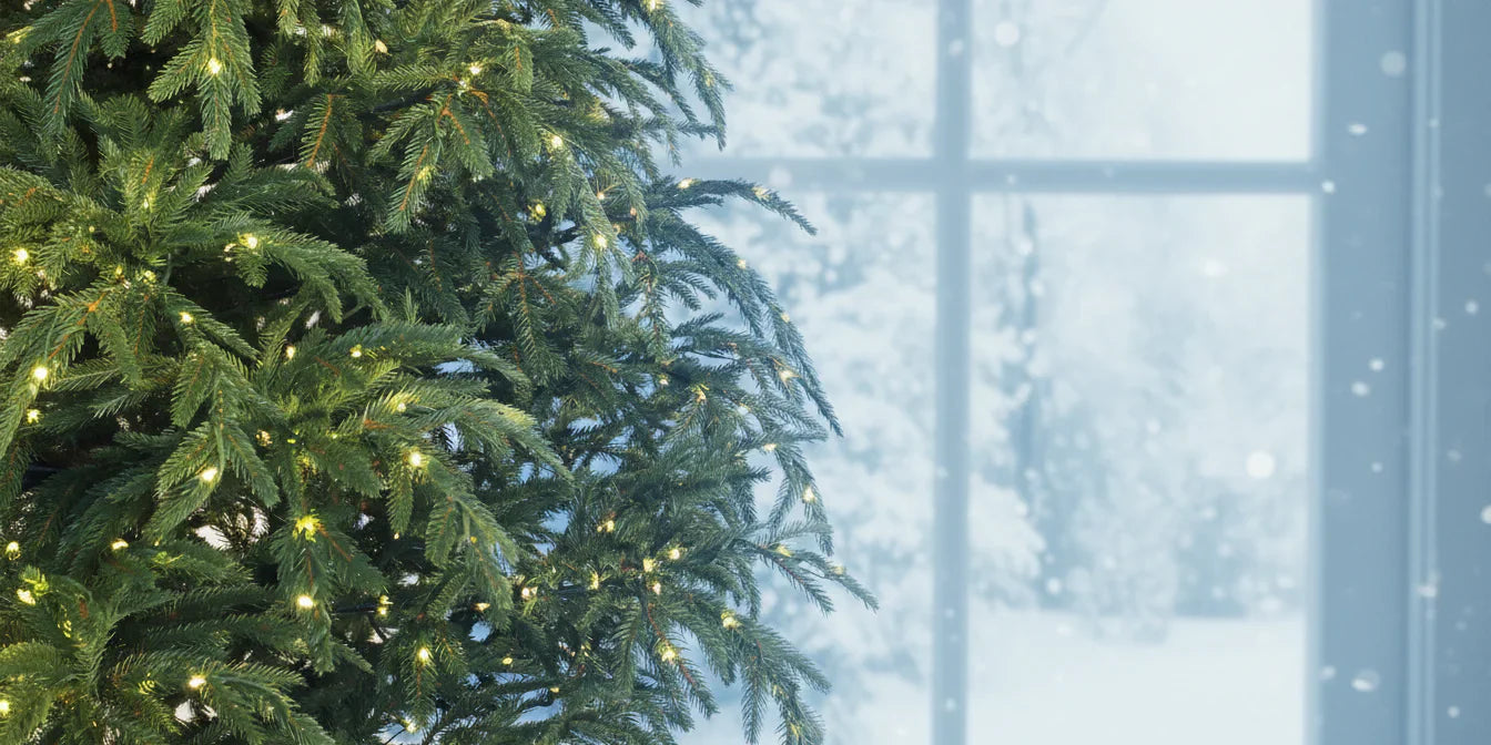 How PE Injection Moulding Creates a More Realistic Artificial Christma